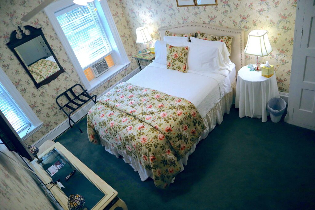 Our Rooms – Marble Mansion Inn